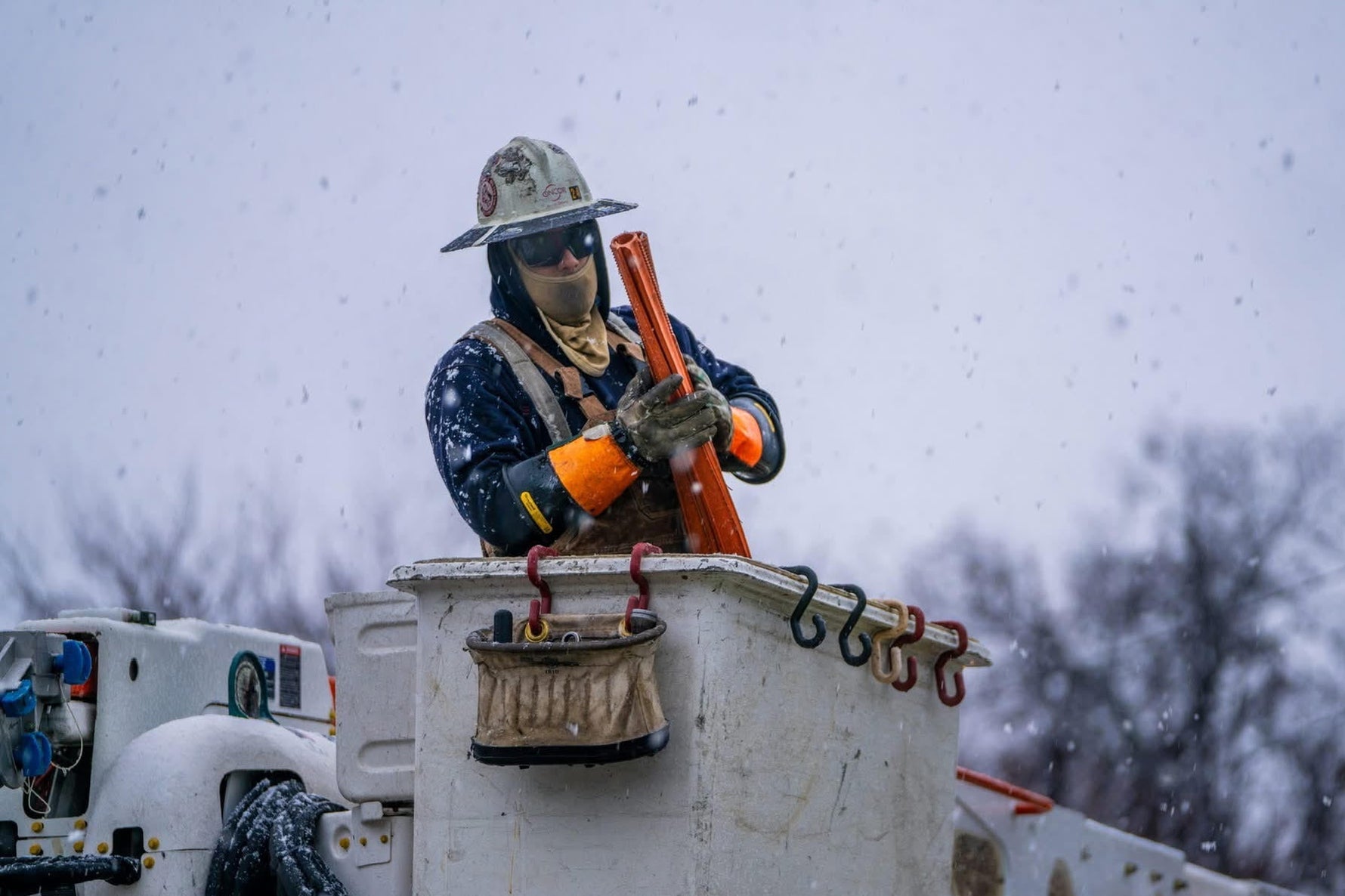 Your #1 Tool & Gear Supplier For Linemen | Lineroots Supply